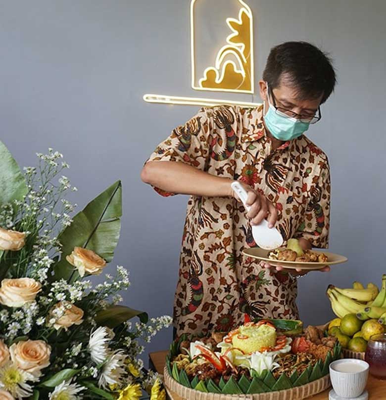 Hey Solo Raya Folks! You Should Visit This Contemporary Jamu Cafe ...